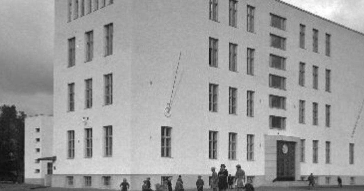Pyynikin lukion historiaa [Tampereen kaupunki - Pyynikin lukio ...